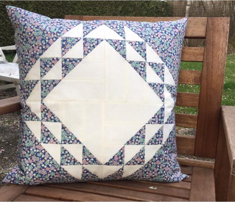 Spring Meadow - a fun Spring quilt pattern available now! - ellis & higgs