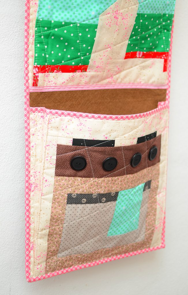 Quilted Wall Organizer Tutorial & Pattern Add-on - ellis & higgs