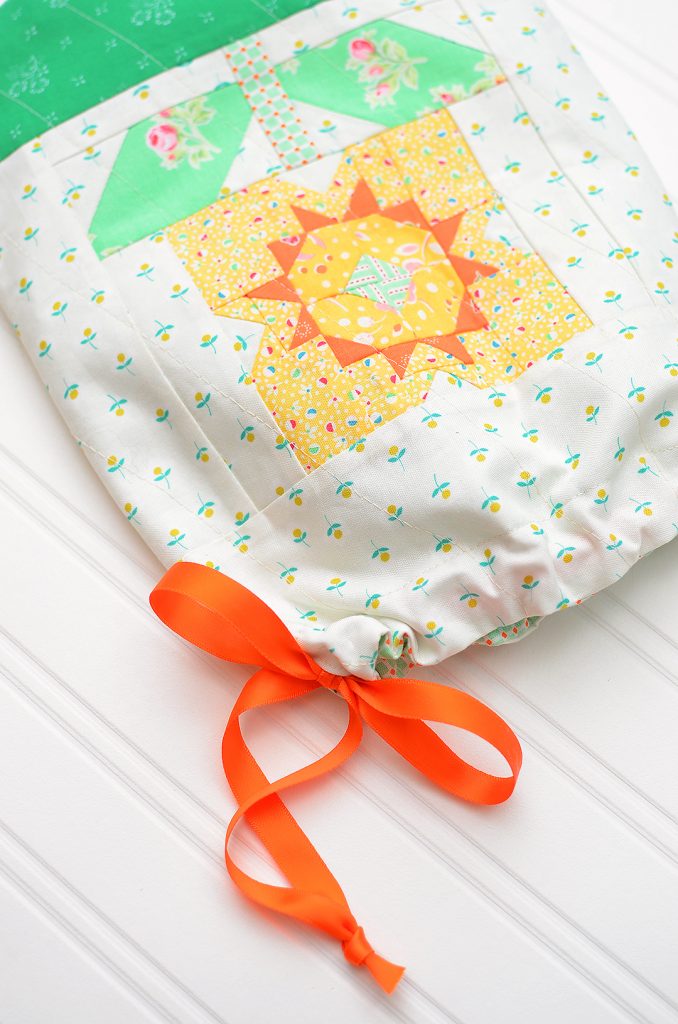 Quilted Gift Bag Pattern - Tutorial & Pattern Add-on - ellis & higgs